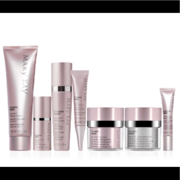 Mary Kay | Accessories | Mary Kay Timewise Repair Ultimate Volufirm Set ...